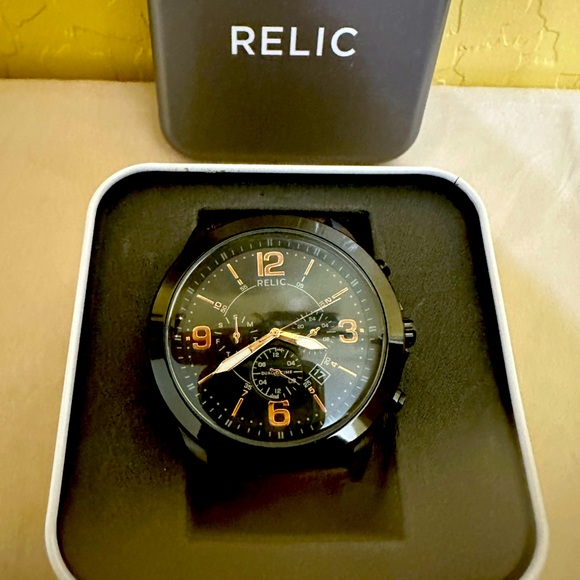 Relic | Accessories | Mens Relic Watch Leather Band Black Face With ...